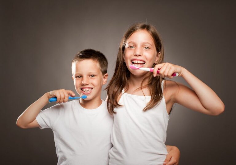 How Many Teeth Do 10 Year Olds Children Have? (And What Are They?)