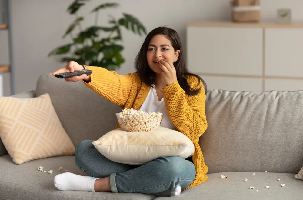 Can popcorn damage gums? Why & How to Prevent?