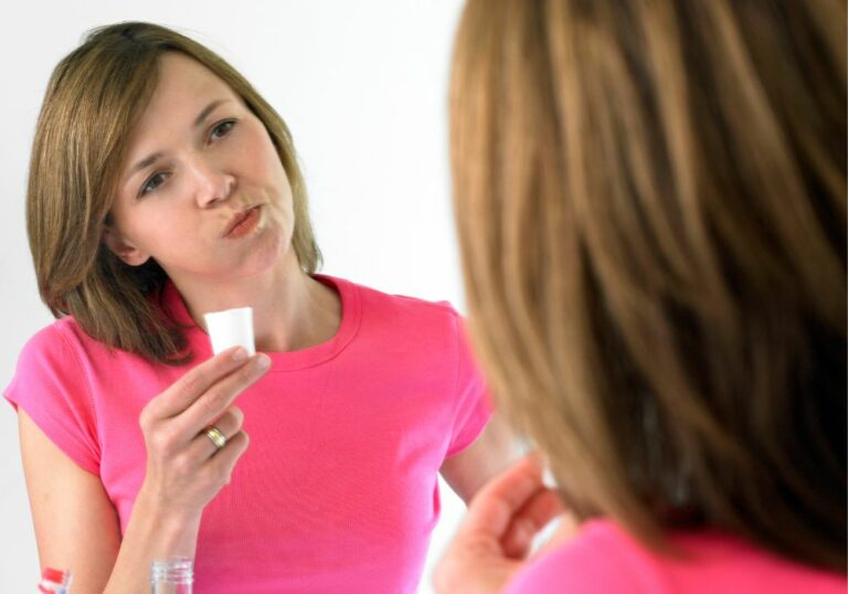 When to Stop Cleaning Wisdom Teeth Holes?