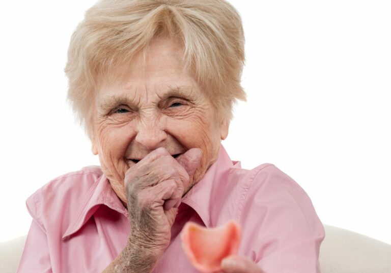 Can I live without any teeth? (options for replacing losing teeth)