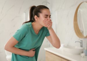Why Does Toothpaste Make Me Throw Up? (Causes & Preventive Tips)