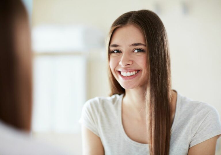 Can vampire teeth be natural? (Know about pointed canine teeth)