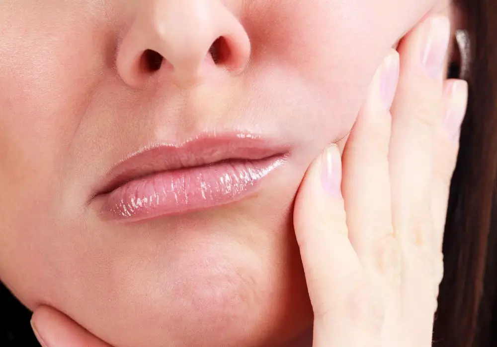 Why Do My Teeth Hurt Temporarily? (Causes & Professional Treatment)