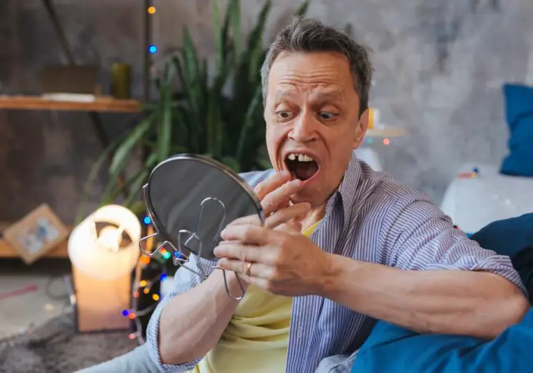 Can An Extremely Loose Tooth Be Saved? (Causes & Treatments)