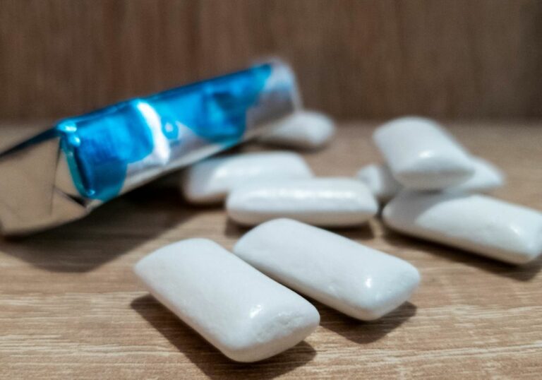 Does Gum Clean Your Teeth? The Truth About Chewing Gum and Oral Health