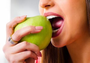 How Should Teeth Look When Biting Down? A Guide to Proper Teeth Alignment